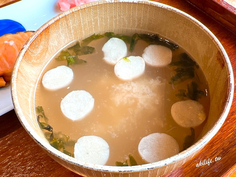 Tsumugi-【東京 築地】18品日式早餐 築地本願寺カフェ.怎麼走?