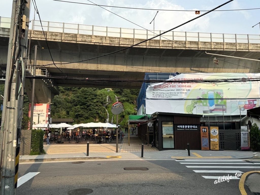 Cafe Pokpo-【首爾 西大門】瀑布咖啡廳카페 폭포 超人氣景點